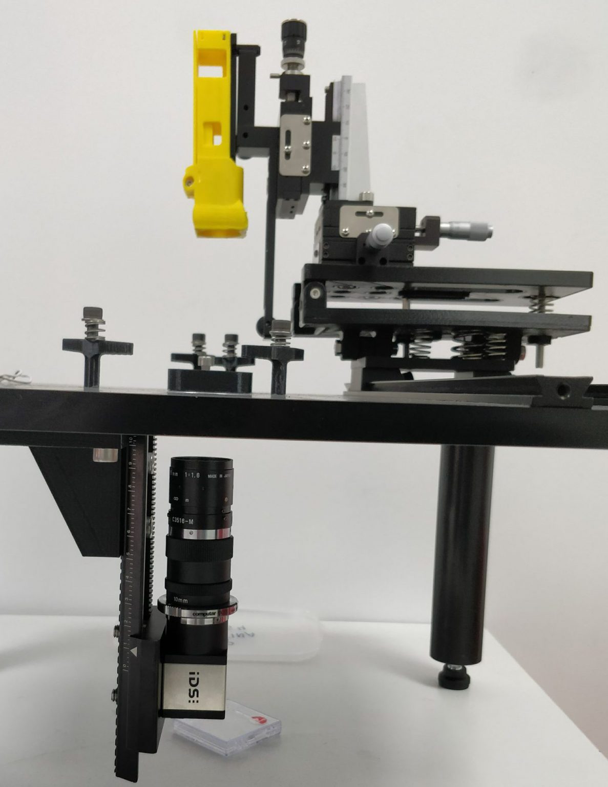 Nano Retina - Micro Manipulating System - Blank innovations